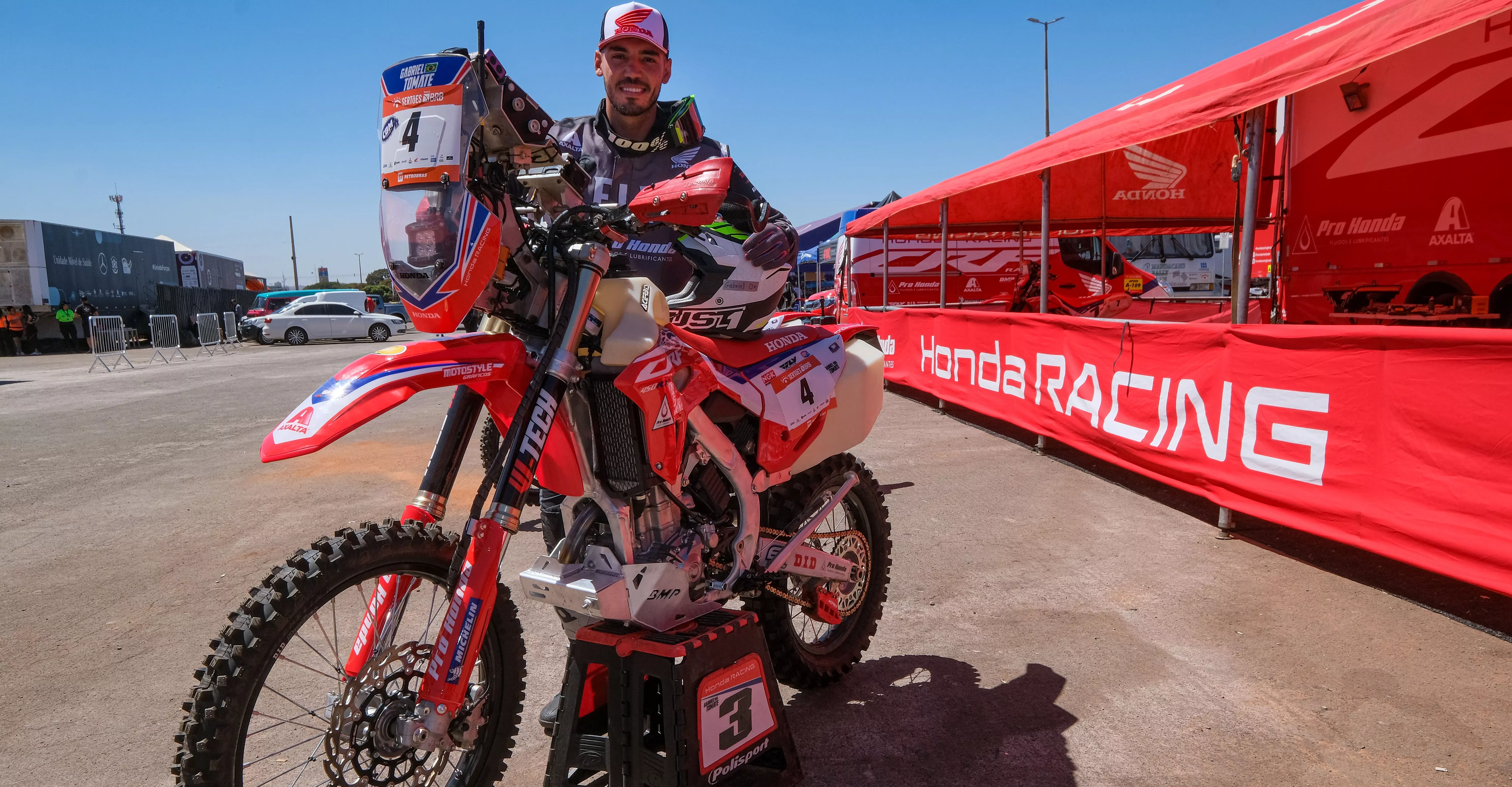 Rally de Moto: Corrida, Vídeos, Fotos e Mais | Honda Racing